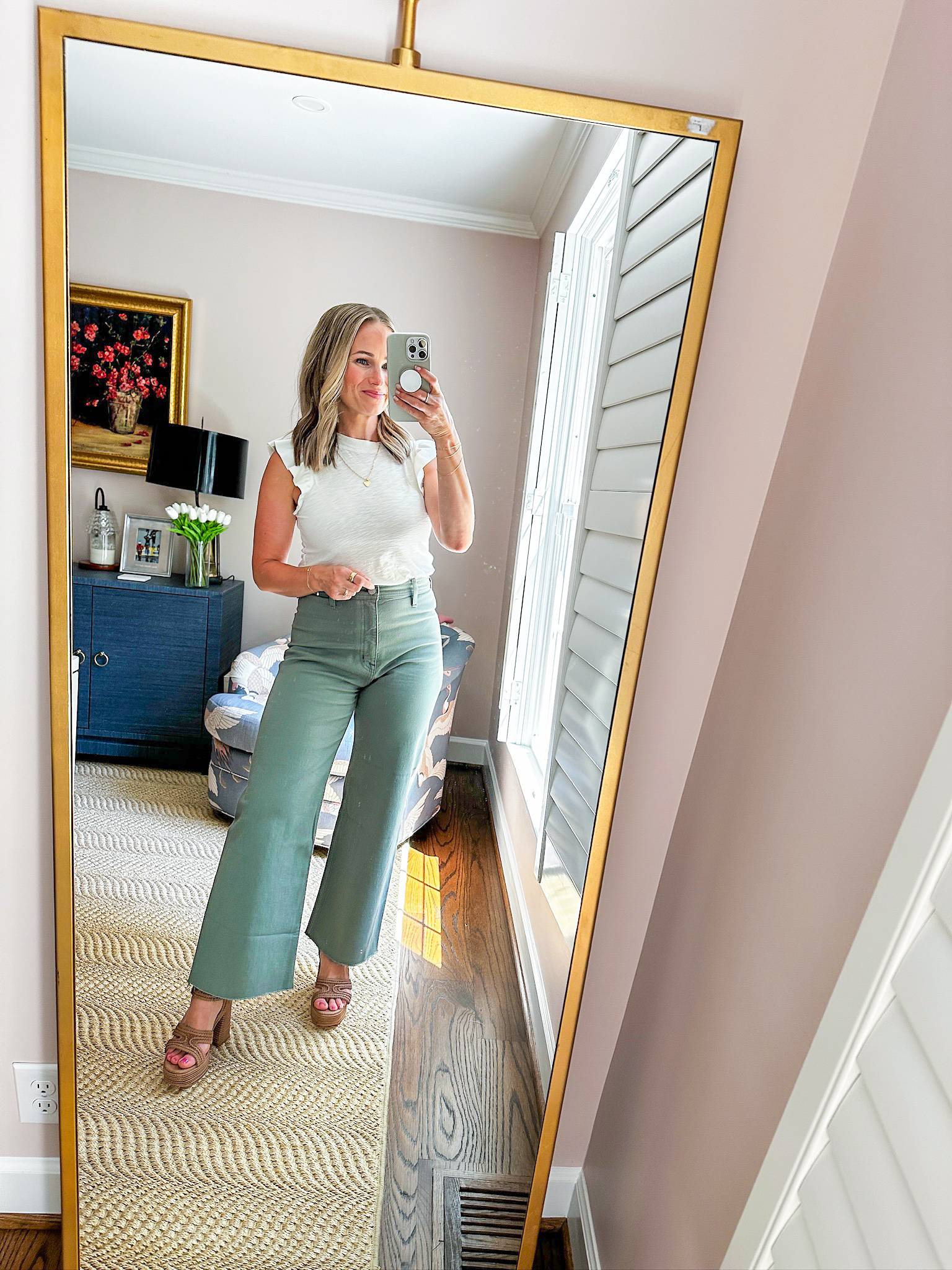 The best non-skinny jeans to add to your closet (and how to style!)