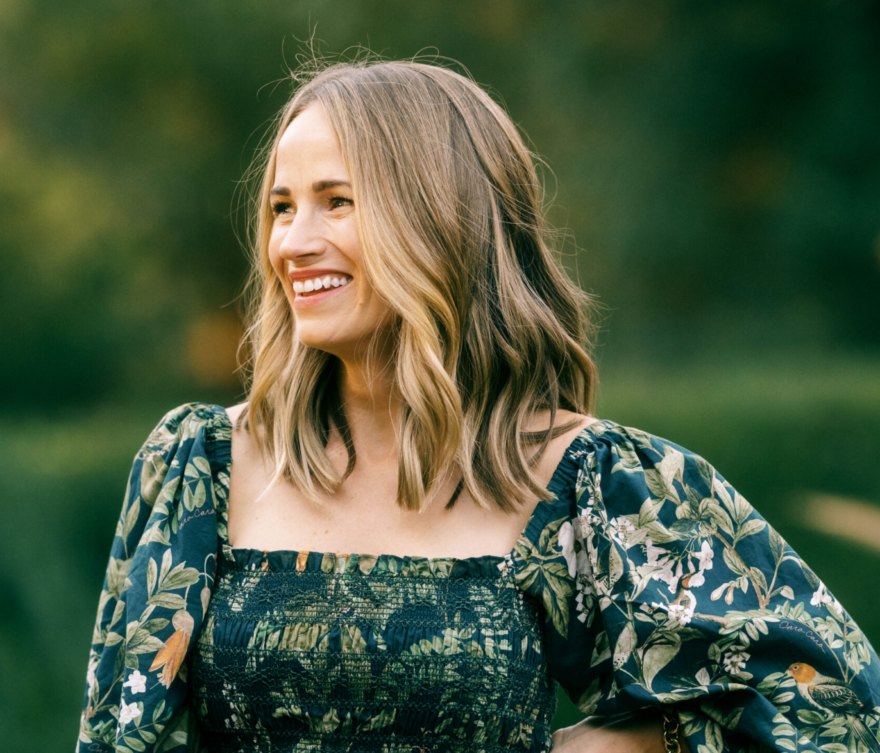 TeriLyn Adams - Realistic fashion, skincare & makeup