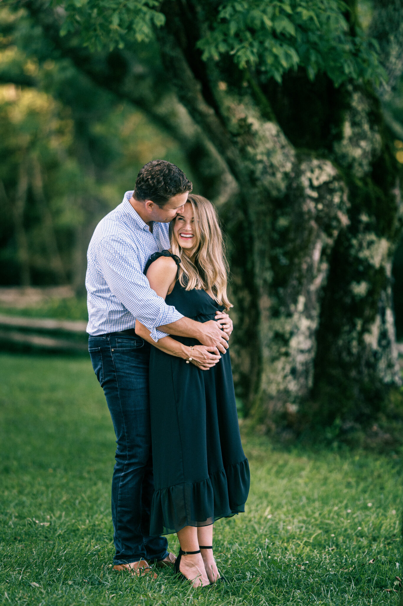 Best Dresses for Family Photos (i.e. the most flattering options)