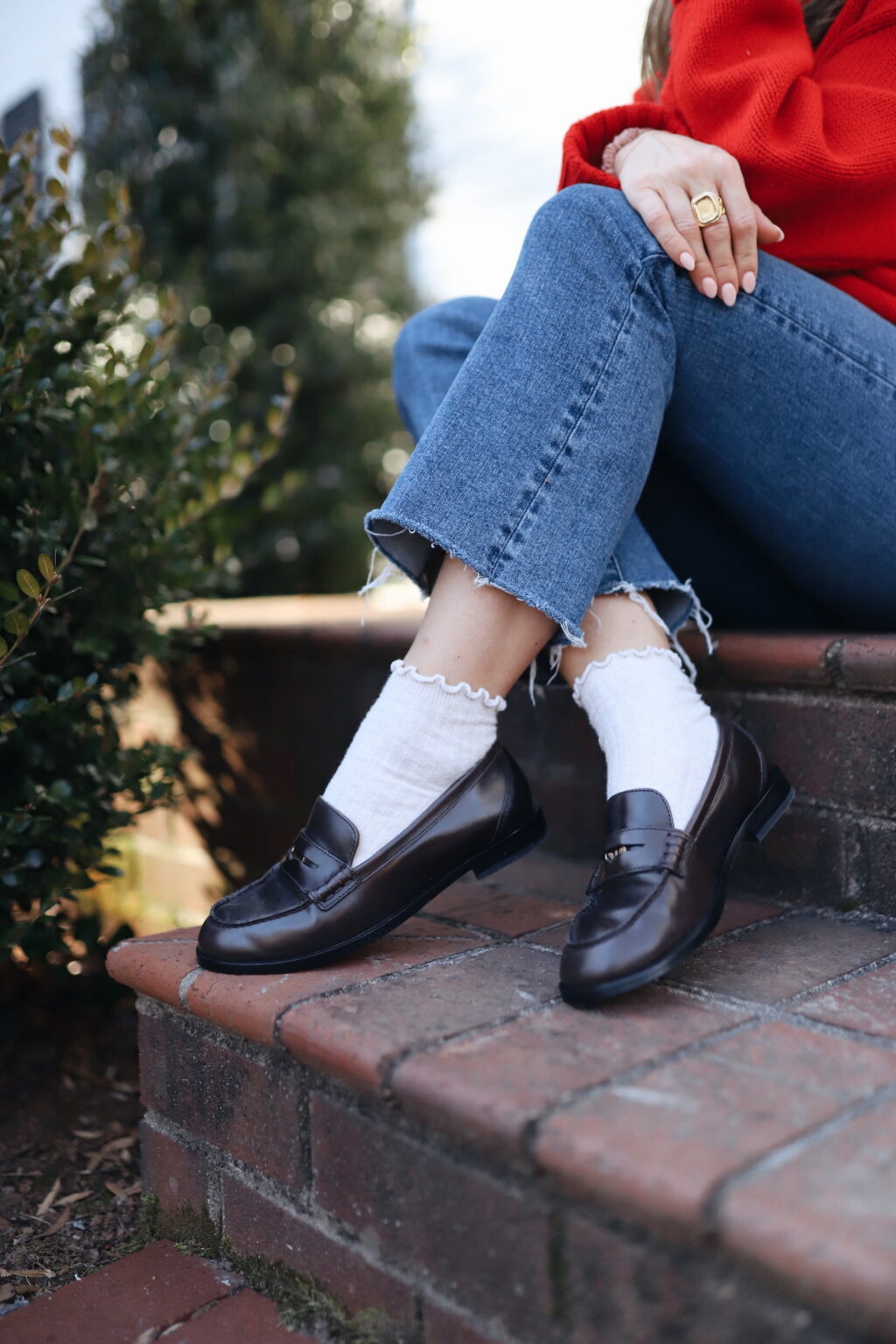 What Socks to Wear with Loafers (Do's and Don'ts)